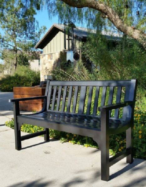 Charleston Bench in Semi-Matte Black | Berings