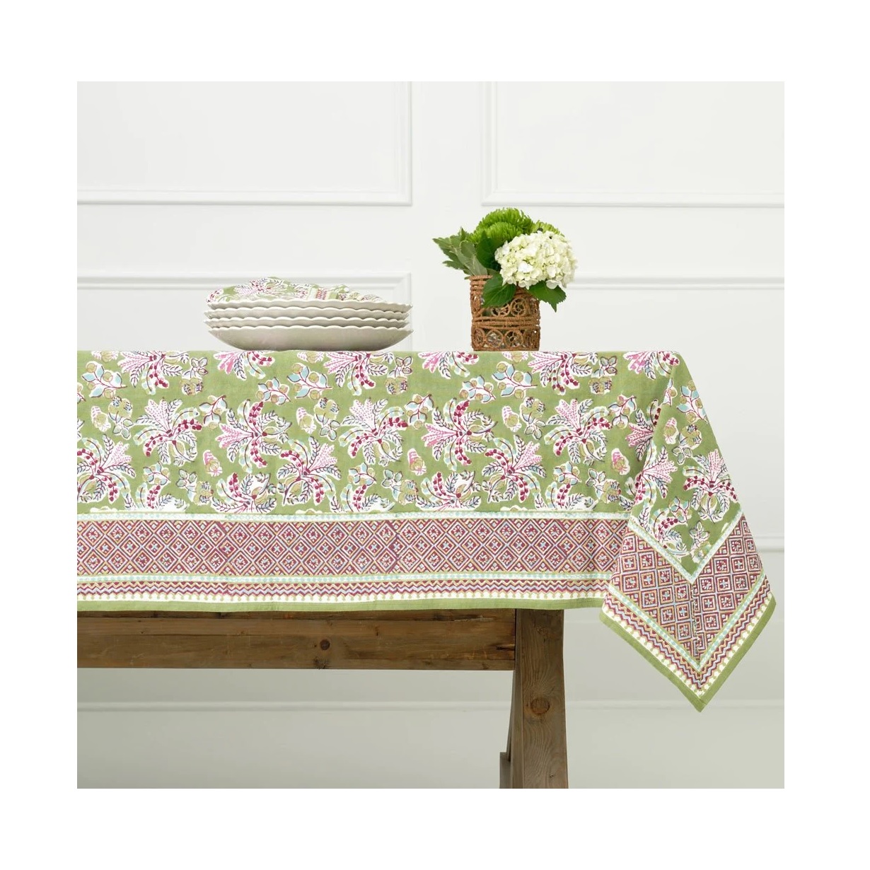 Pomegranate Grecian Palm Fern & Magenta Tablecloth 60" x 90" | Berings
