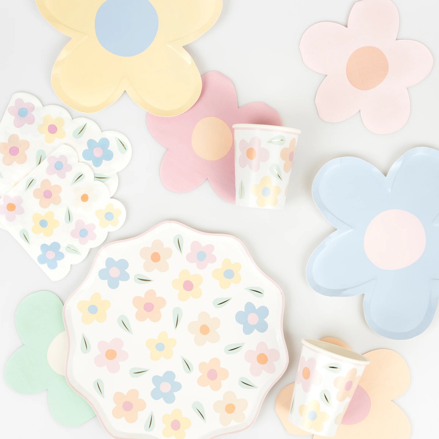 Meri Meri Happy Flowers Paper Dinner Plates | Berings