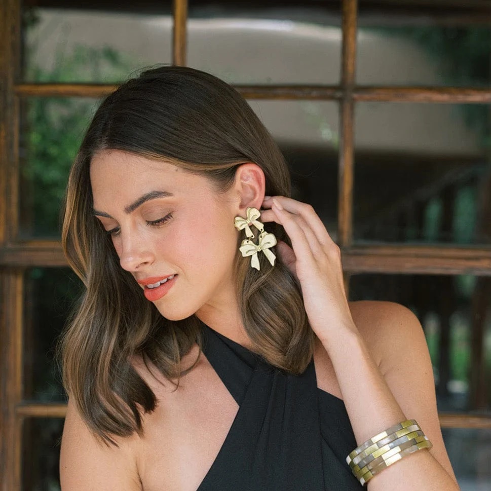 Sunshine Tienda Double Bow Earrings | Berings