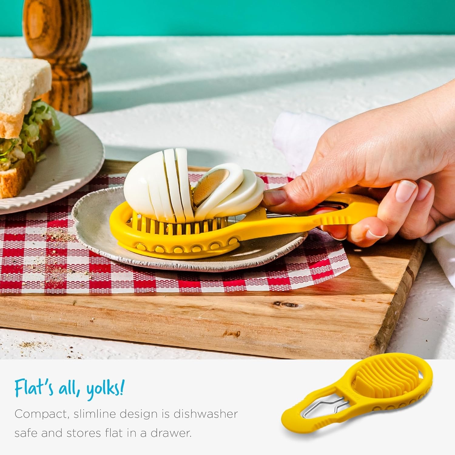 Dreamfarm Eggler Compact Egg Shell Peeling & Slicing Tool | Berings