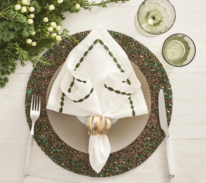 Kim Seybert Swag Napkin - Green/White | Berings